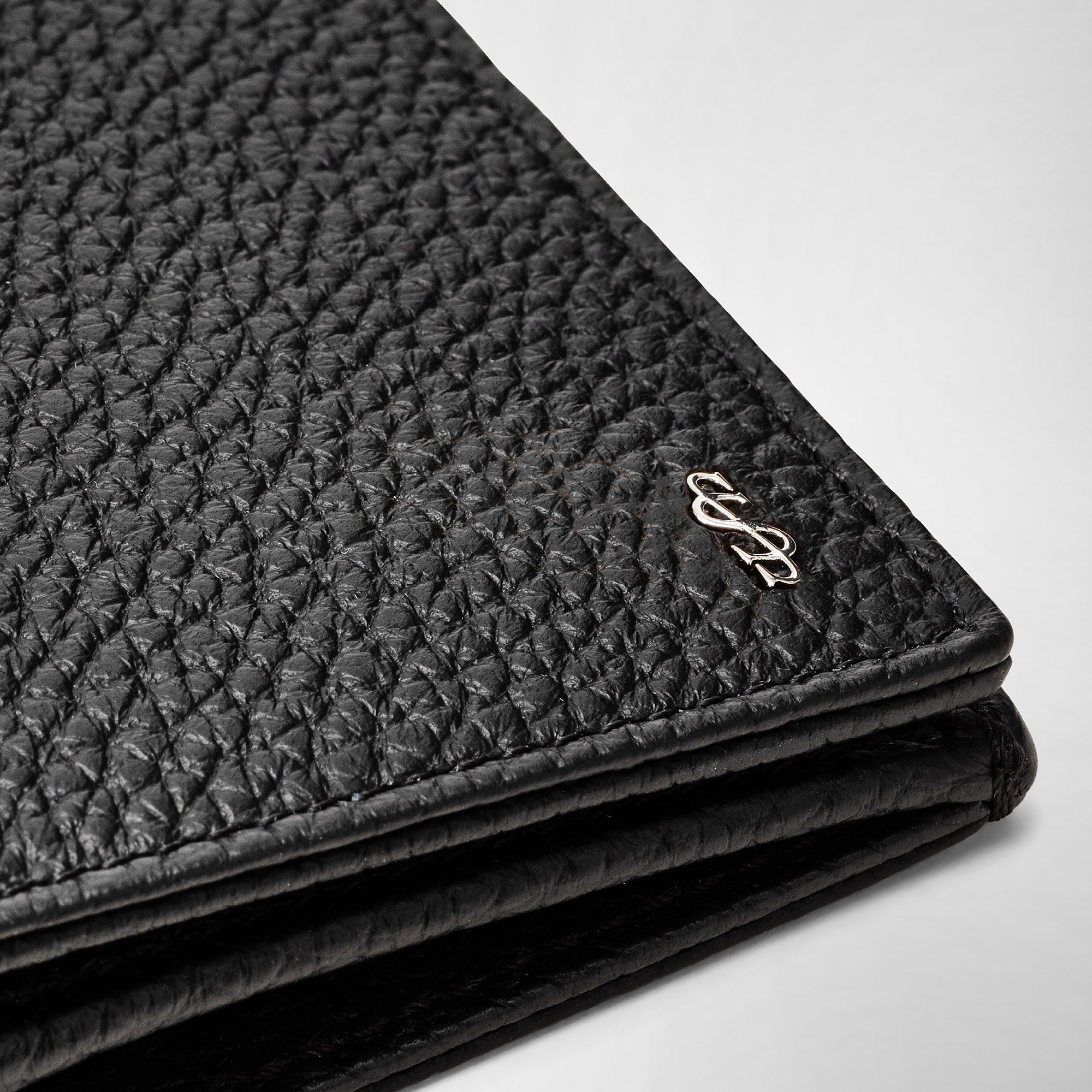 Coat wallet in cachemire leather black